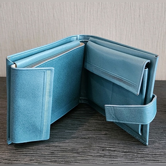 Rolfs | Bags | Vintage Rolfs Leather Bifold Wallet Matching Trifold Key ...